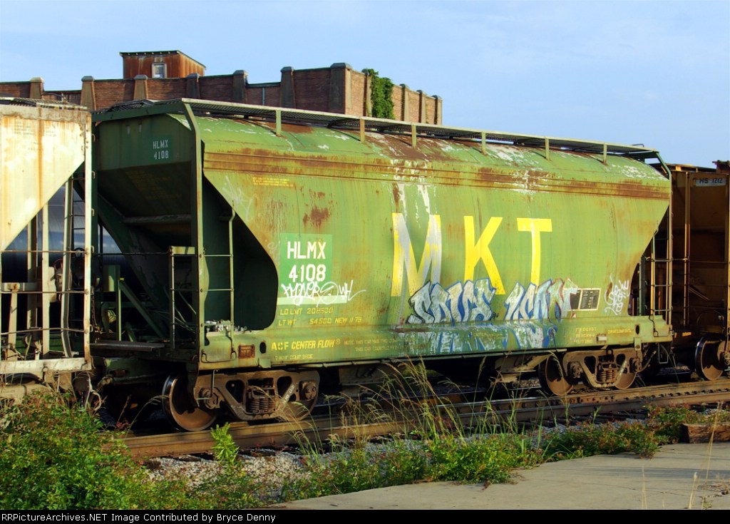 HLMX 4108 (ex-MKT) Covered Hopper